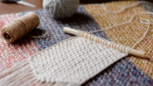 Pengertian Makrame beserta Sejarah dan Cara Membuatnya - Ragam Bola.com