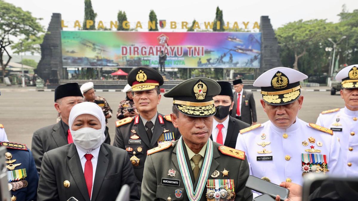 Pangdam V Brawijaya Minta Maaf Ulah Berlebihan Anak Buahnya di Kanjuruhan Malang - Surabaya ...
