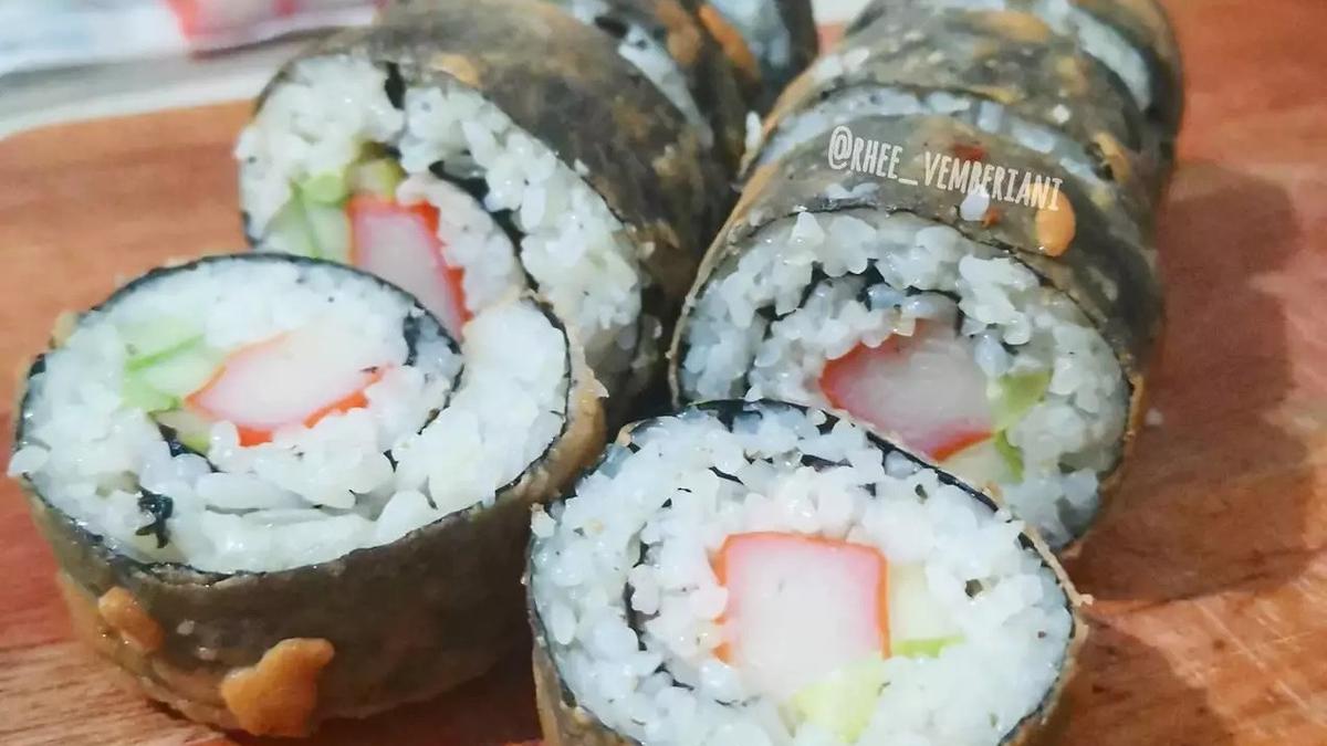 3 Resep Sushi Goreng untuk Santapan Keluarga di Akhir Pekan - Lifestyle Liputan6.com