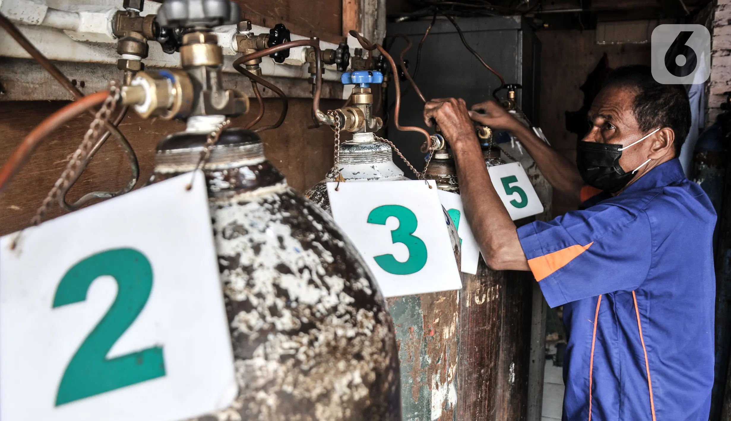 FOTO: Permintaan Oksigen Medis Kembali Meningkat - Foto Liputan6.com