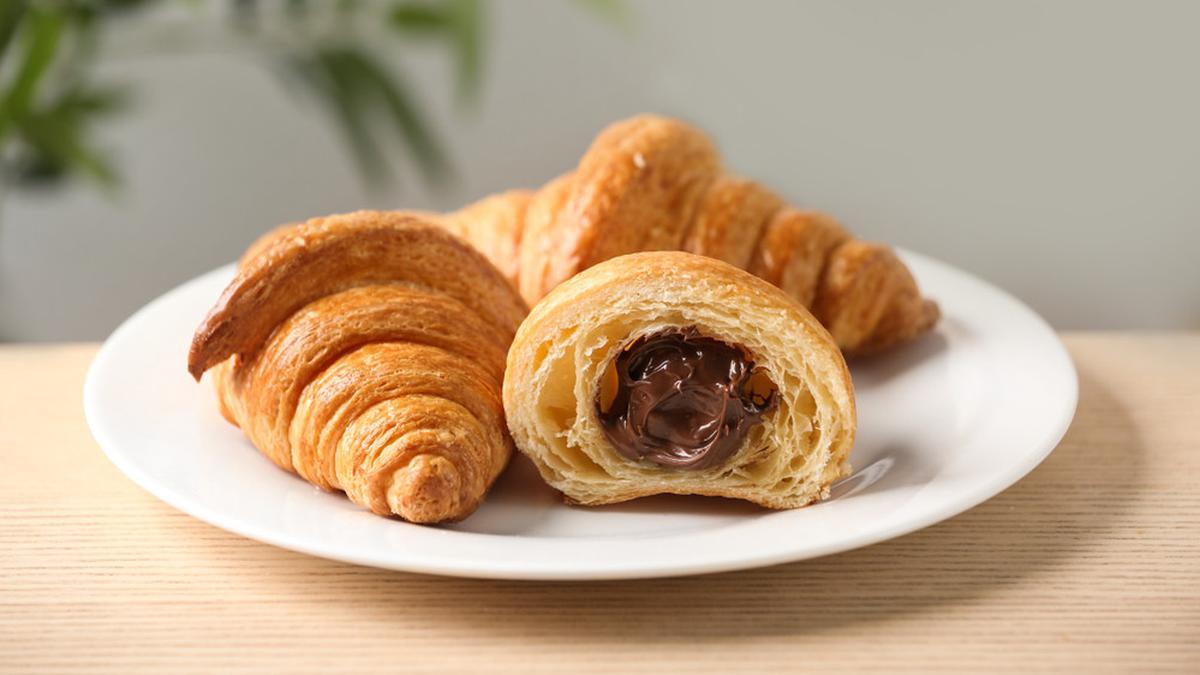 Resep Croissant Coklat Praktis 4 Bahan
