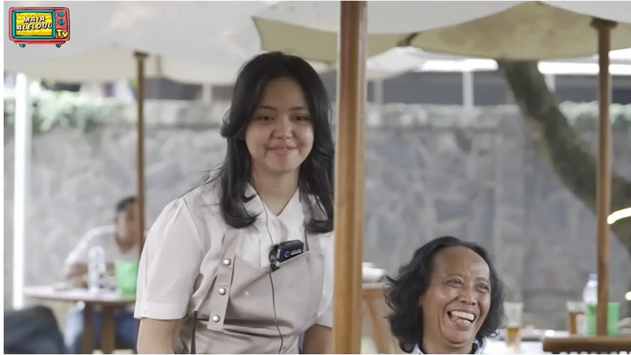 8 Pesona Dua Putri Mandra yang Telah Beranjak Dewasa, Curi Perhatian - Hot Liputan6.com