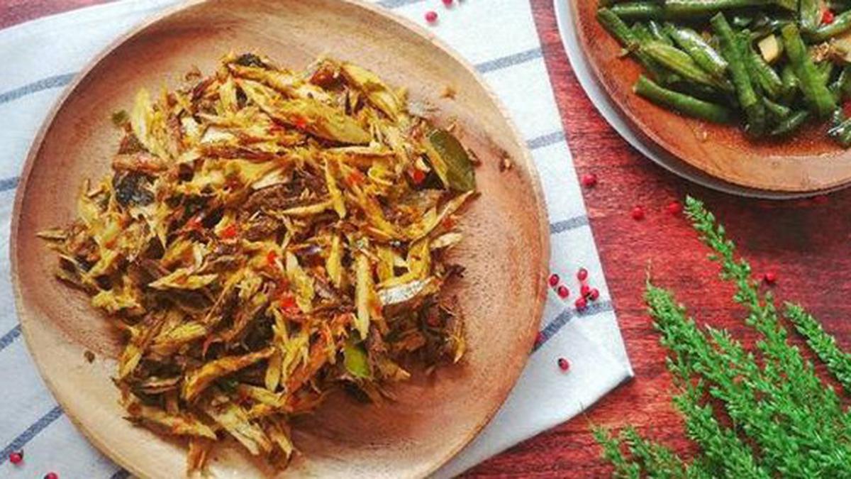 Resep Cara Membuat Sambal Tongkol Suwir, Sedap Pol! - Lifestyle Fimela.com