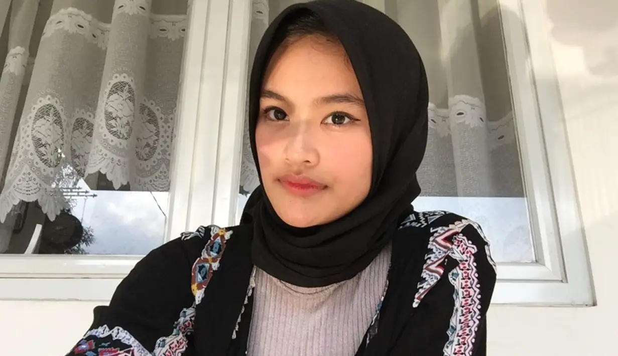 Potret Ashel JKT48 Saat Berhijab Ini Banjir Pujian dari Fans - Foto ...