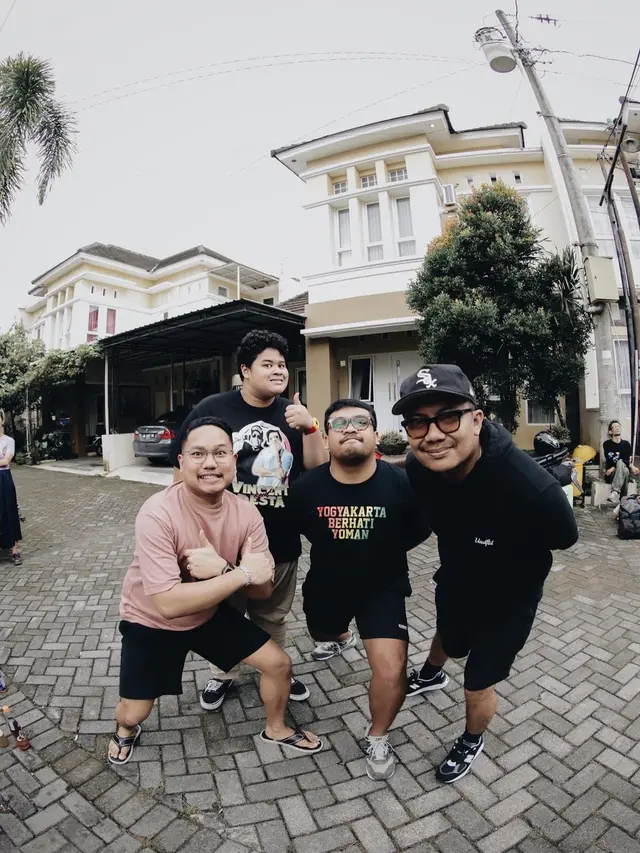 Lirik Lagu Sanes dari Denny Caknan dan Guyon Waton Trending Nomor 2 ...