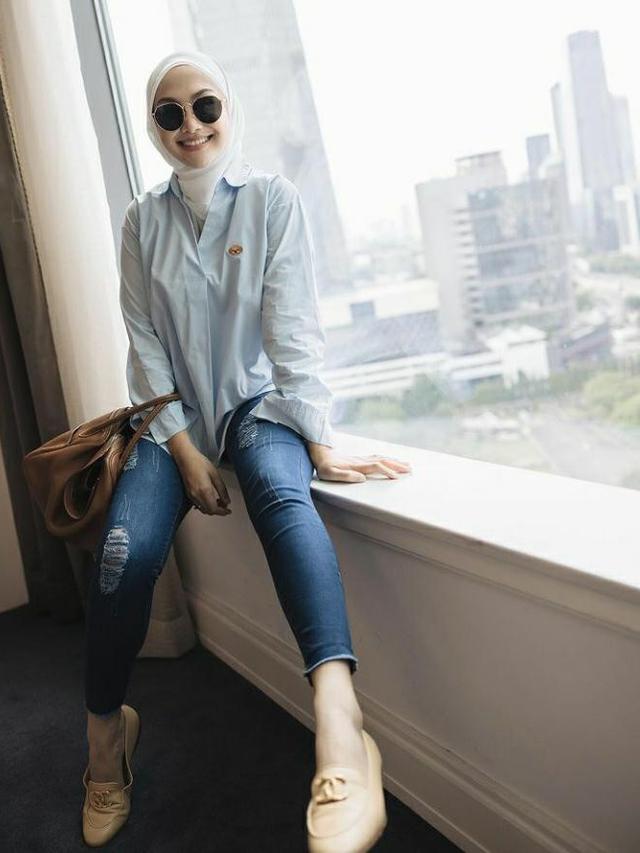 Sontek 6 Inspirasi Hijab Outfit Simpel ala Influencer Indah Nada Puspita - Islami Liputan6.com