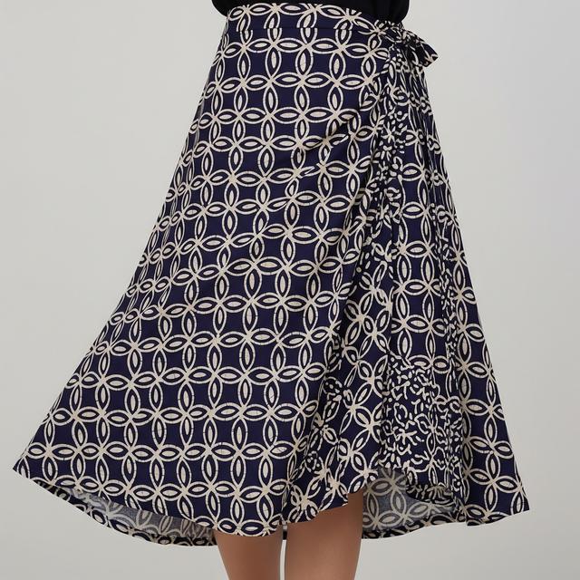 9 Model Rok Batik Lilit Modern Cocok untuk Kondangan, Simpel tapi Tetap ...