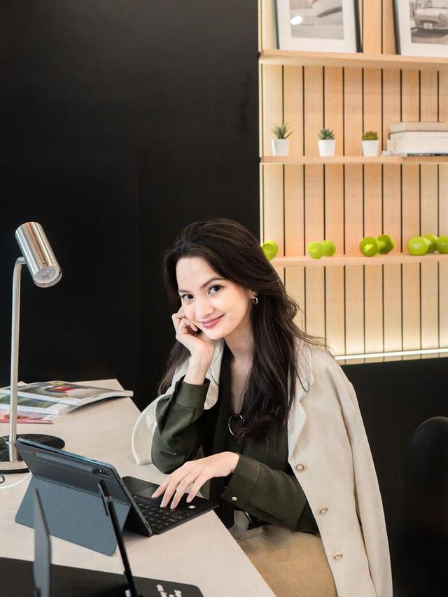 7 Pesona Sabrina Anggraini, Kekasih Belva Devara Sekaligus Puteri ...