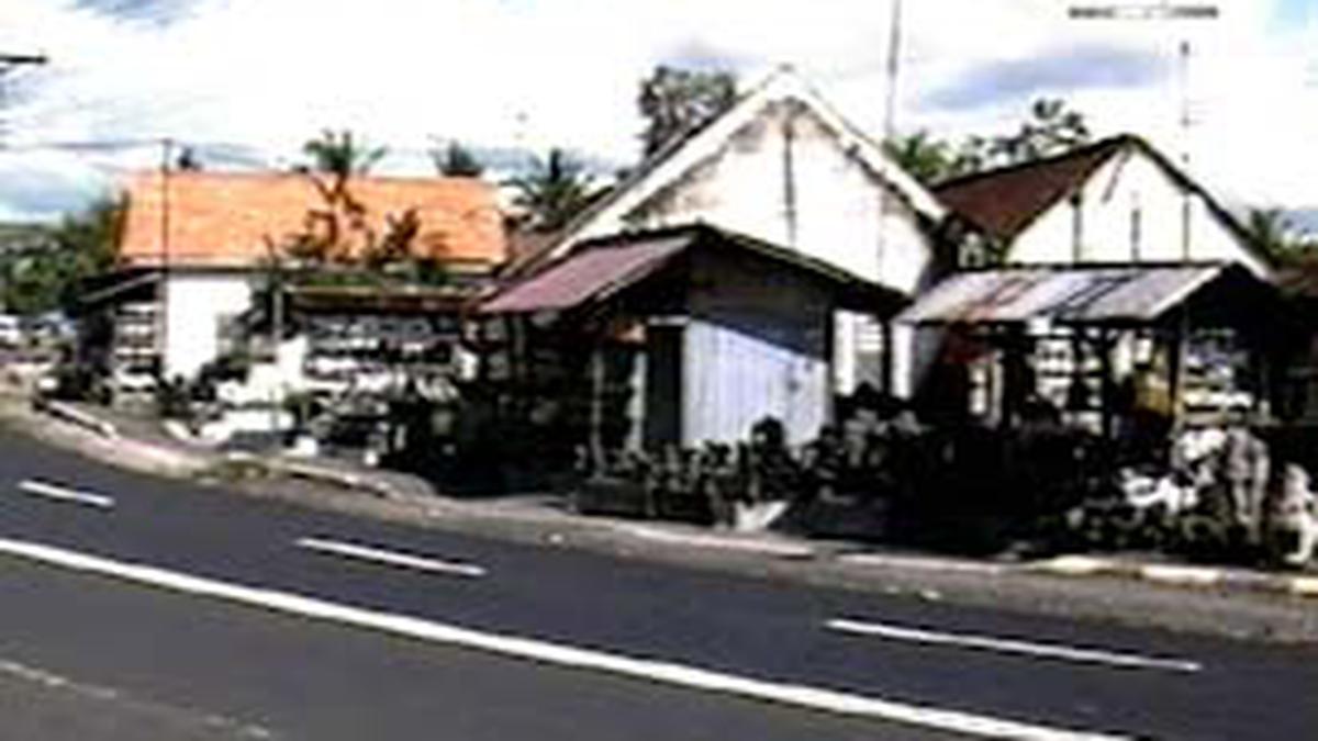 Kerajinan Pahat Batu di Muntilan Tetap Bertahan - News Liputan6.com