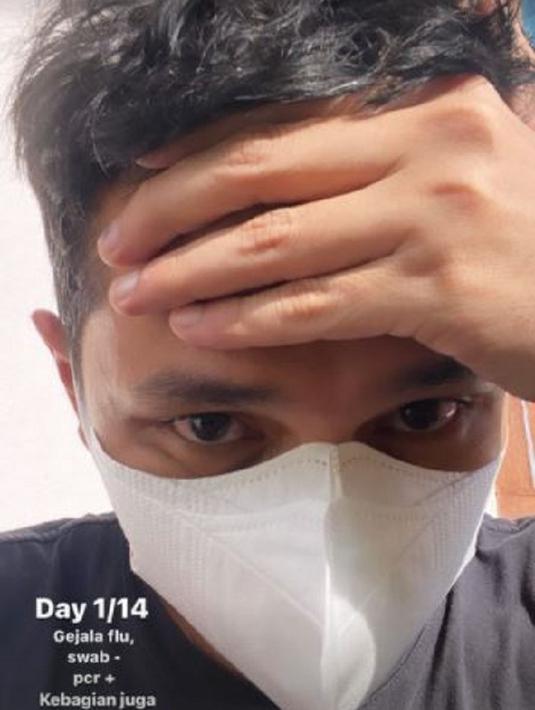 Sosok Adjis Doaibu, Komika Presiden Stand Up Indo yang Sedang Dipusingkan Isu Open Mic - Foto ...