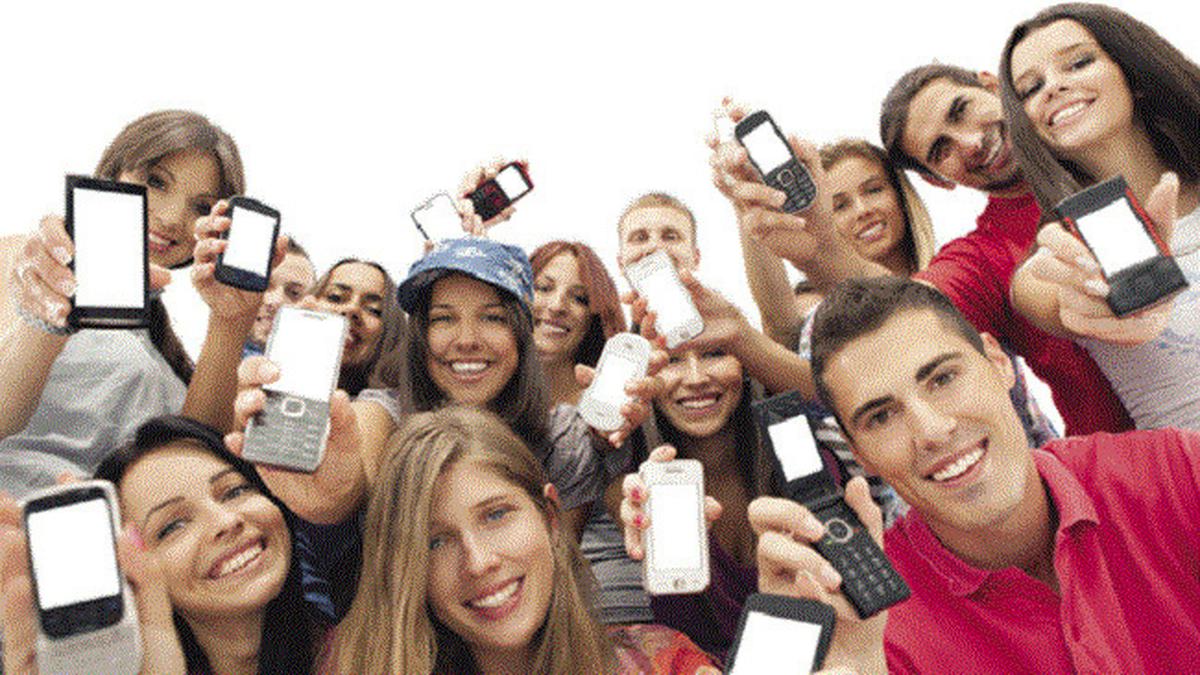 Ini yang Jadi Pertimbangan Generasi Milenial Saat Beli Handphone ...