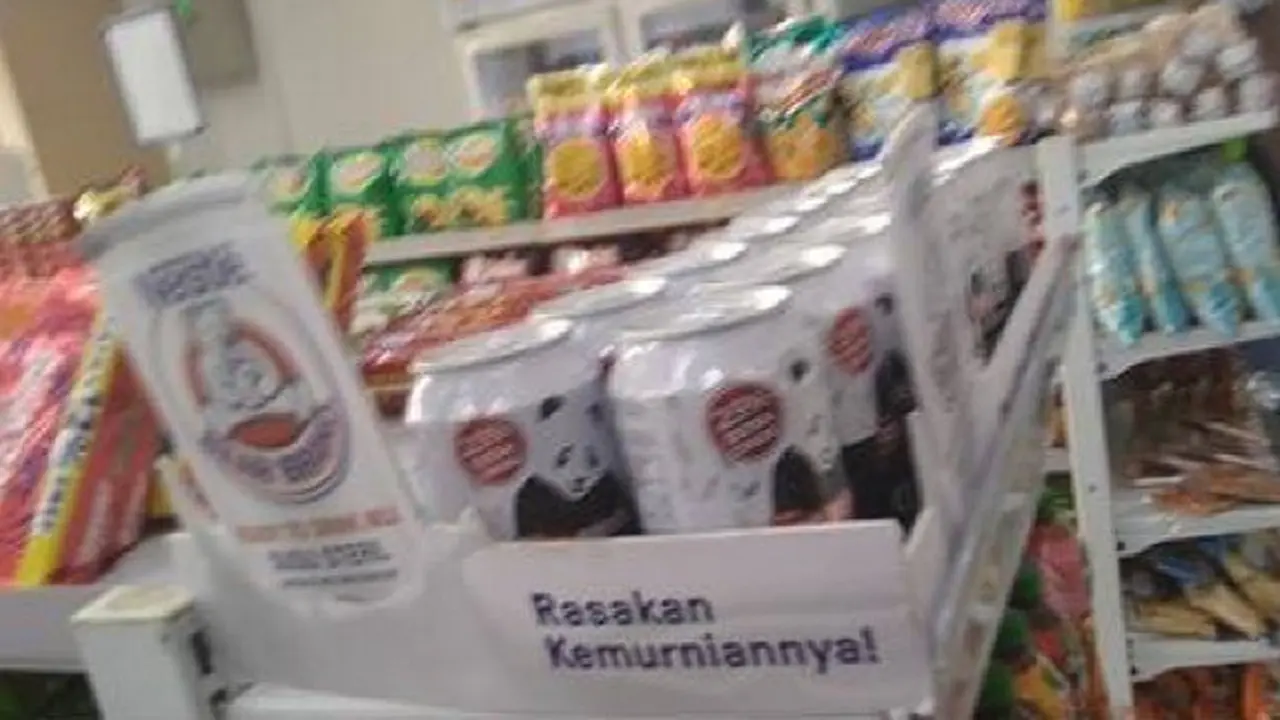 6 Tulisan Nyeleneh di Label Rak Barang Supermarket Ini Bikin Pembeli ...