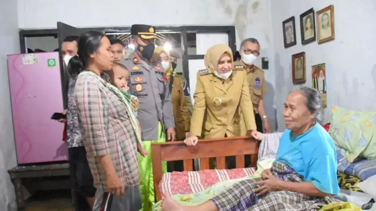 11 Potret Cantik Fadia A Rafiq, Kakak Fairuz A Rafiq yang Jabat Bupati ...