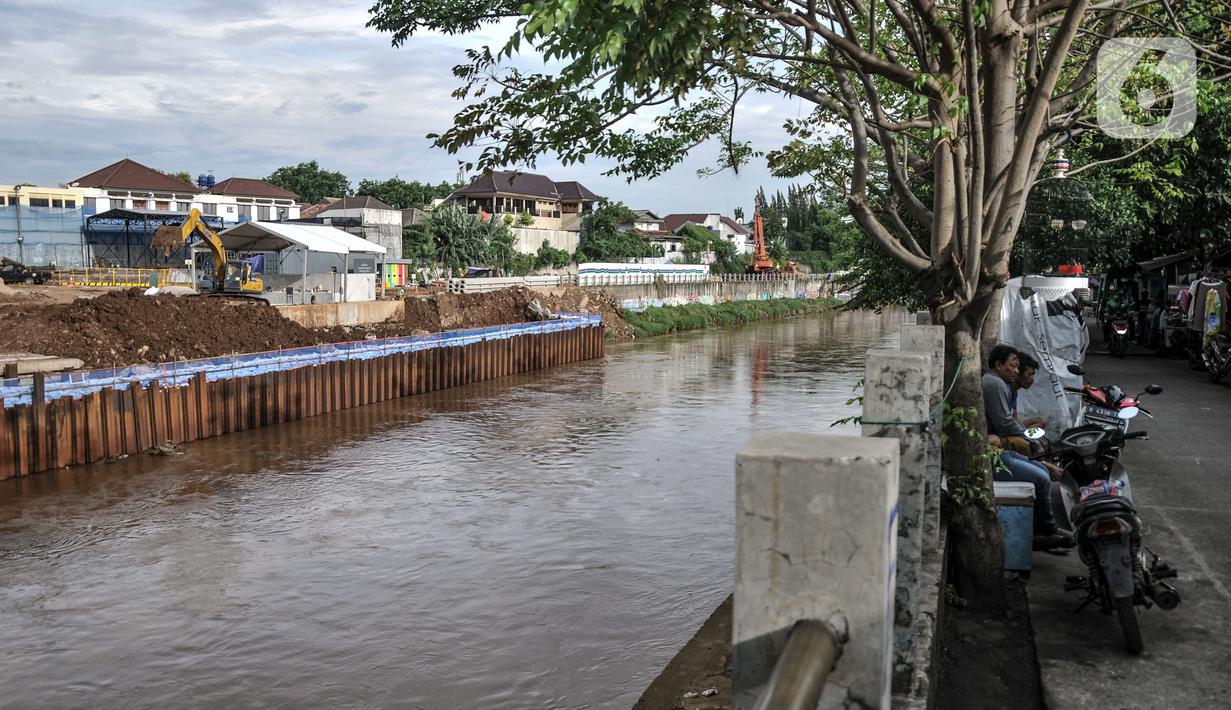 Progres Pembangunan Sodetan Ciliwung - Foto Liputan6.com