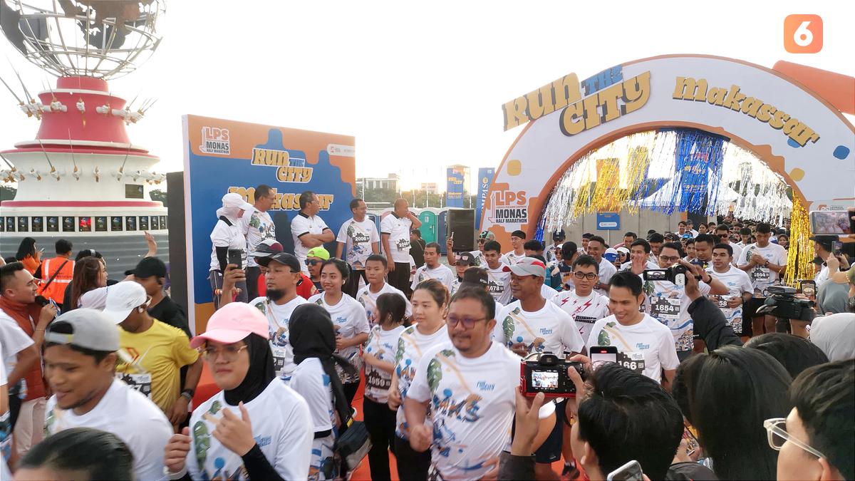 Jelajahi Center Point of Indonesia, Ribuan Pelari Ikuti Run The City ...
