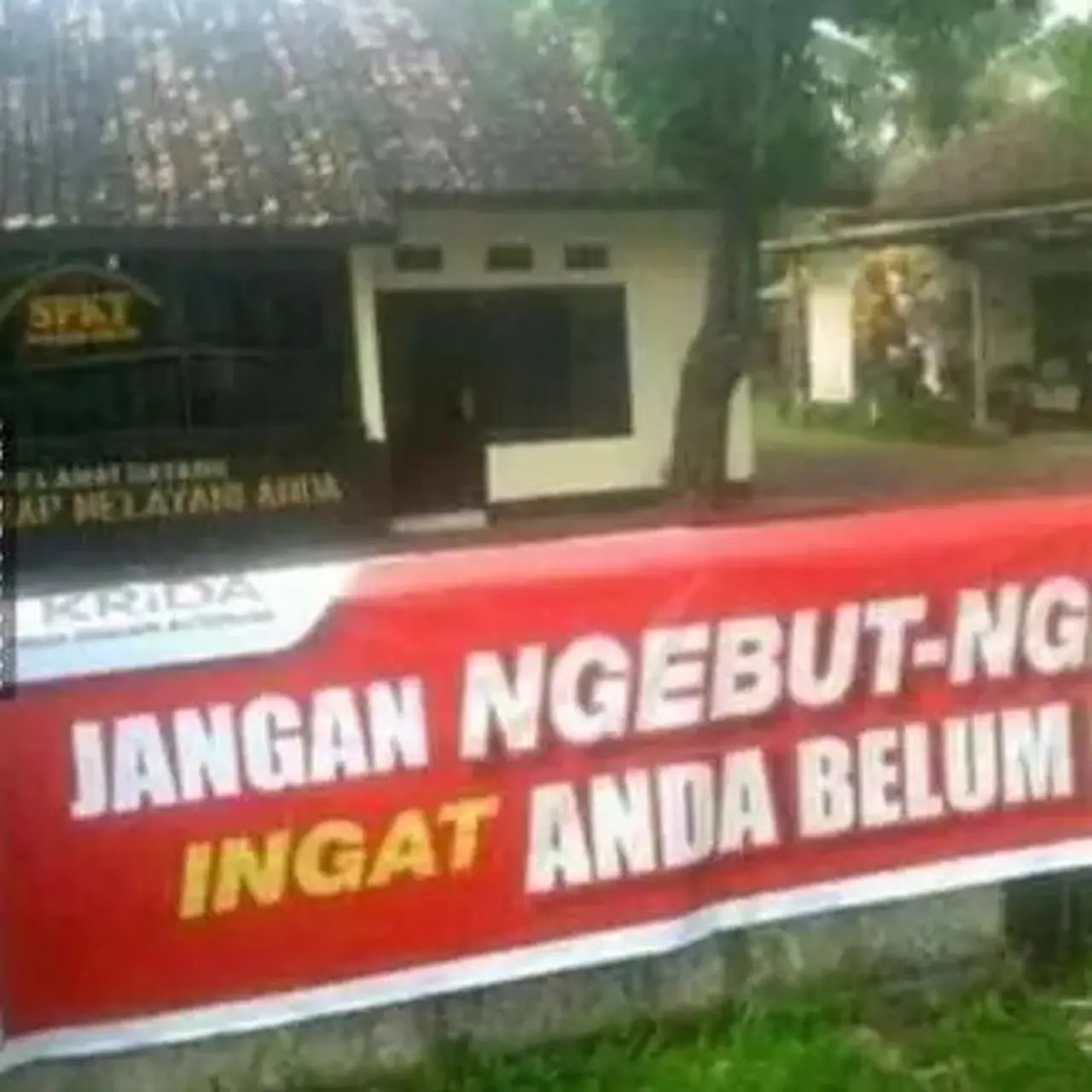 6 Tulisan Peringatan Tidak Selesai Ini Bikin Penasaran, Jadi Menebak ...
