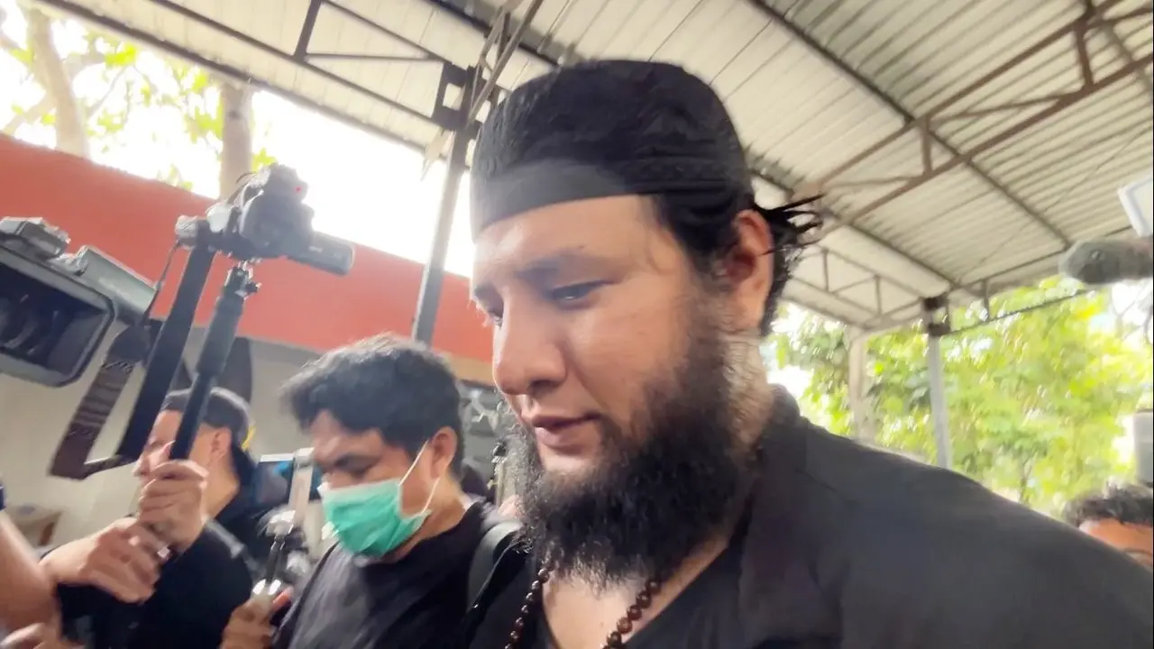 Hukuman Ammar Zoni Diperberat Menjadi Empat Tahun Penjara - ShowBiz Liputan6.com