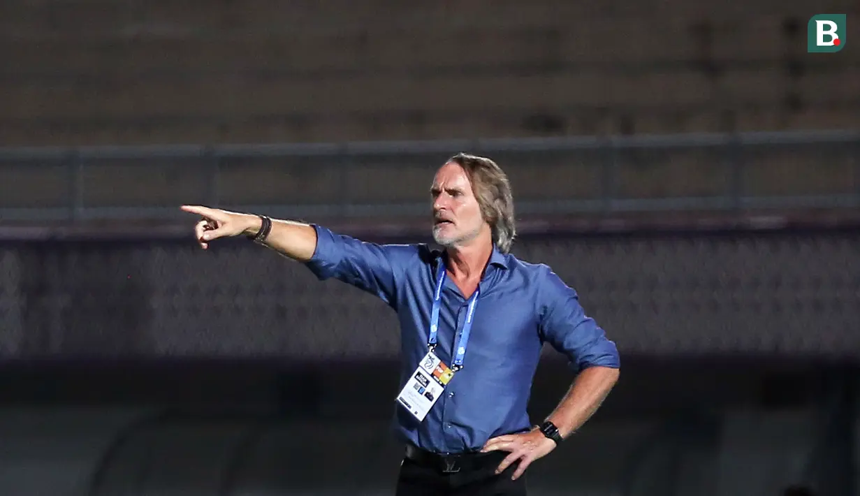 Foto: Debut Mantan Pelatih Galatasaray Bersama Dewa United saat Melawan ...