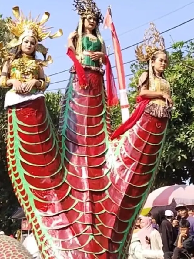 7 Potret Nyeleneh Kostum Karnaval 17 Agustus Ini Ada yang Lucu Hingga ...