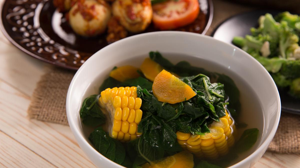 5 Resep Sayur Bening yang Cocok untuk Menu Makan Siang - Food Fimela.com