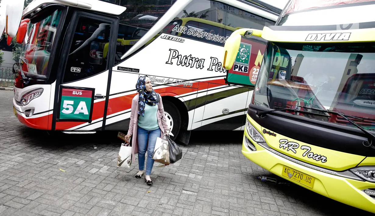 PKB Antar 1000 Pemudik ke Kampung Halaman - Foto Liputan6.com