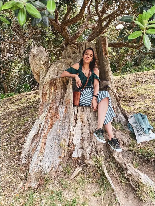 6 Potret Nadine Alexandra saat Menikmati Wisata Alam, Aktif di ...