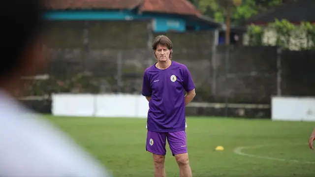 BRI Liga 1: Pieter Huistra Targetkan PSS Sleman Minimal Meraih 36 Poin ...