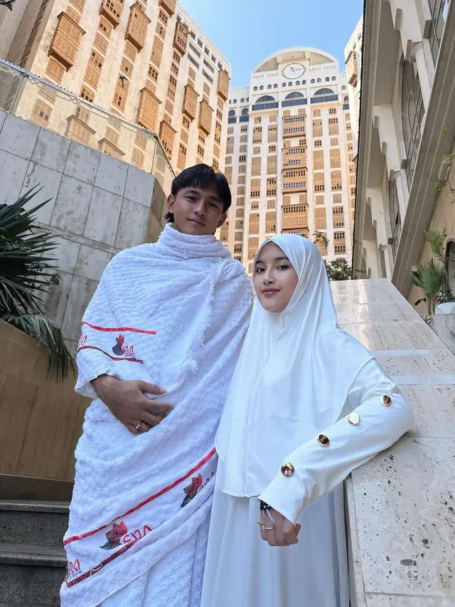 Resmi Jadi Istri Hanis Sagara Eks Timnas, Ini 7 Potret Almira Juanita ...