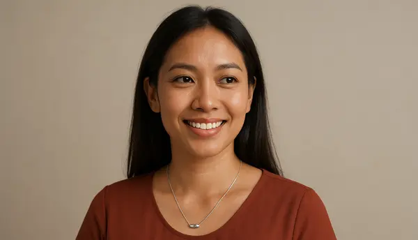 Vakum dari Dunia Hiburan Sejak 2018, Ini 6 Potret Terbaru Aktor Riza Shahab - Hot Liputan6.com