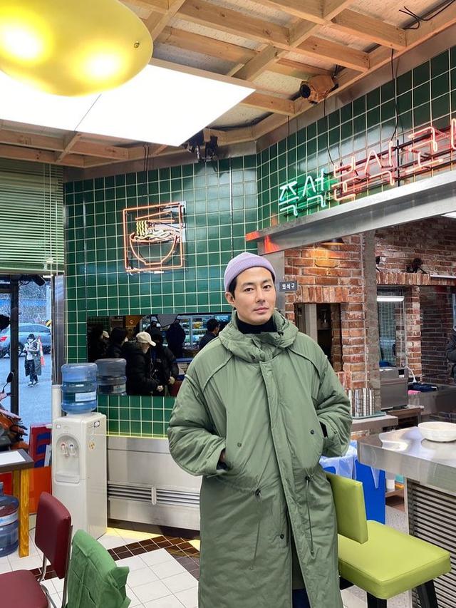 Sosok Jo In Sung, Pemeran Kim Doo Sik di Drakor Moving yang Vakum 7 ...
