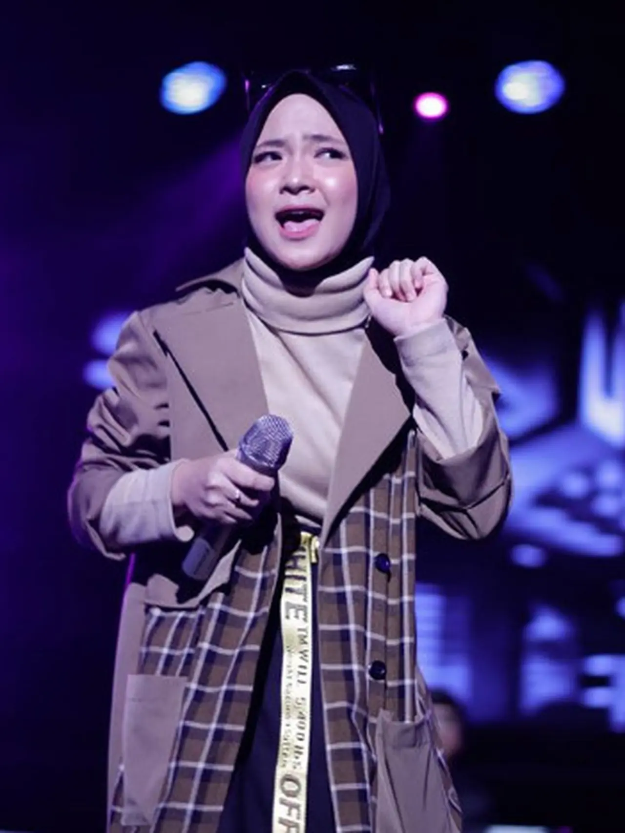 Penampilan Memukau Nissa Sabyan dalam Konser Perdananya di Malaysia - Lifestyle Liputan6.com