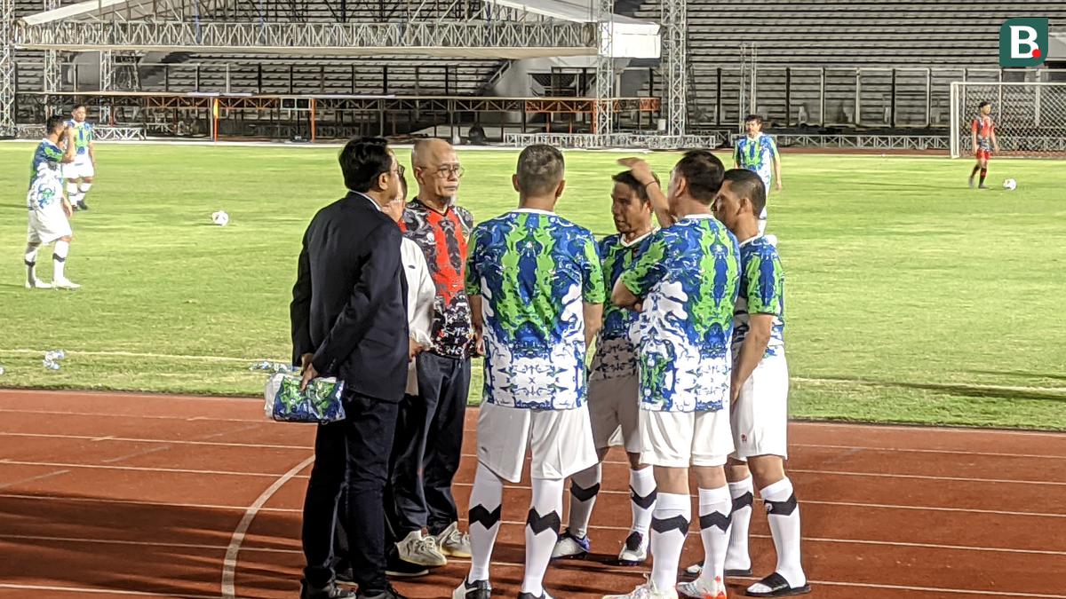 Fun Football PSSI Vs FIFA di Stadion Madya: Gianni Infantino Cetak ...