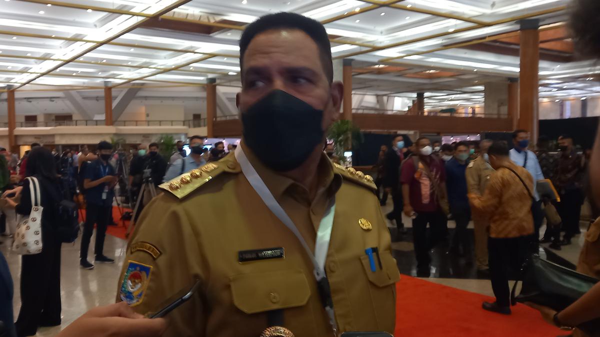 Paulus Waterpauw Laporkan Tim Kuasa Hukum Lukas Enembe Ke Bareskrim ...