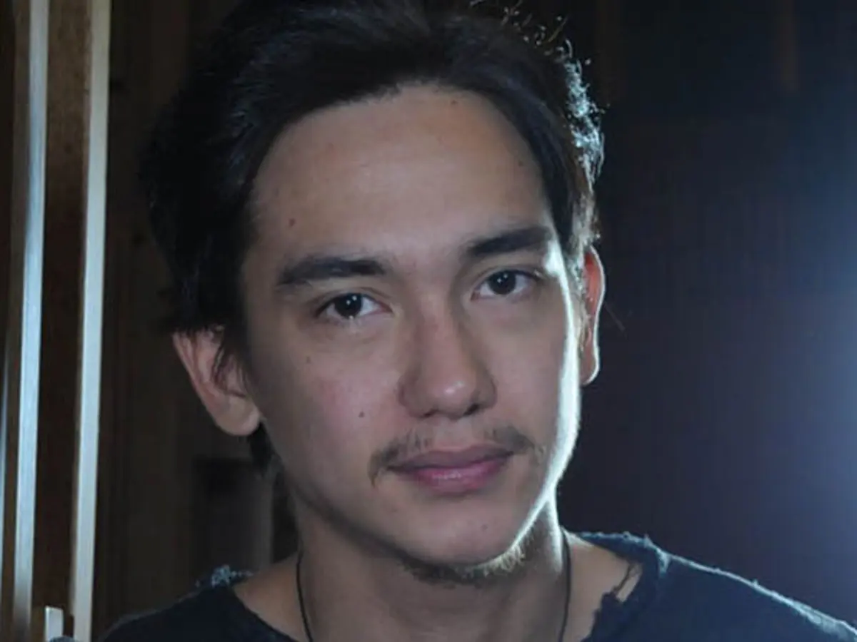 Foto Adipati Dolken Di Get Married Adipati Dolken Fan Casting