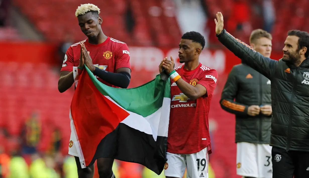 FOTO: Momen Paul Pogba dan Amad Diallo Kibarkan Bendera Palestina di ...