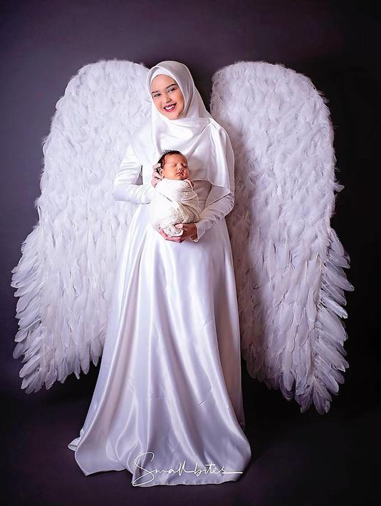 Potret Menggemaskan Anak Roger Danuarta dan Cut Meyriska - Photo Fimela.com