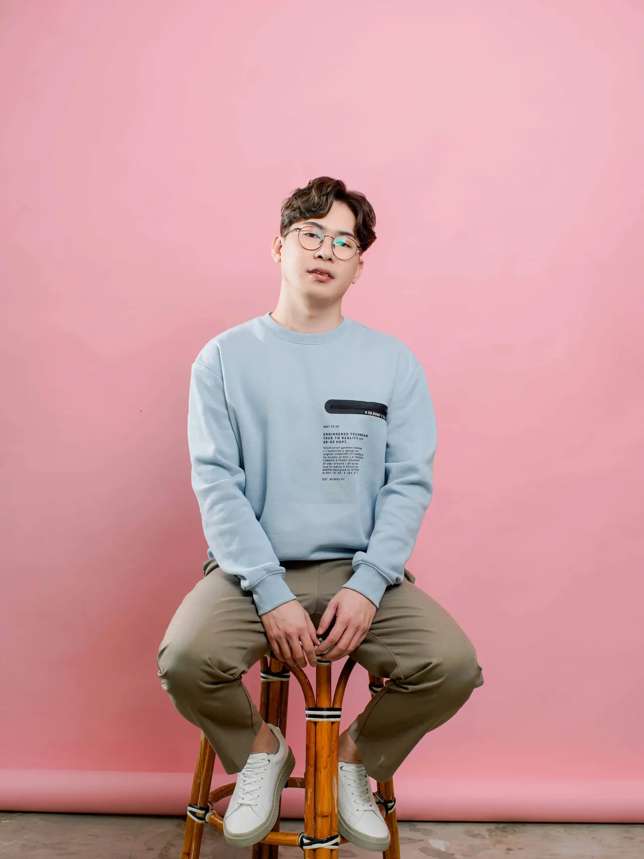 Teddy Lee Luncurkan Single Warnai Harimu dalam Dua Versi Bahasa, Korea ...