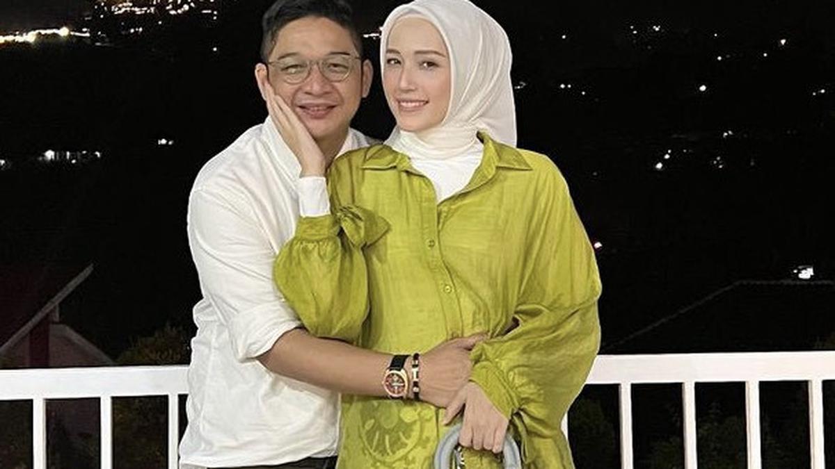 Sederet Potret Adelia Wilhelmina, Istri Pasha Ungu yang Gemar Tampil ...