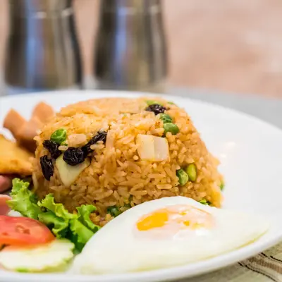 Jangan Tertipu! Ini Cara Sederhana Membedakan Minyak Goreng Asli vs ...