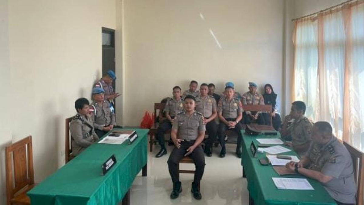 Polisi yang Cabuli Siswi SMK di Kantor Satlantas Polresta Kupang Kota ...