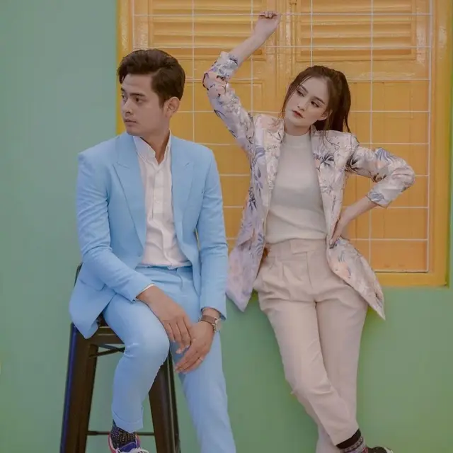 Potret Prewedding 6 Pasangan Artis Cinlok di FTV Ini Romantis, Bak Syuting - Hot Liputan6.com