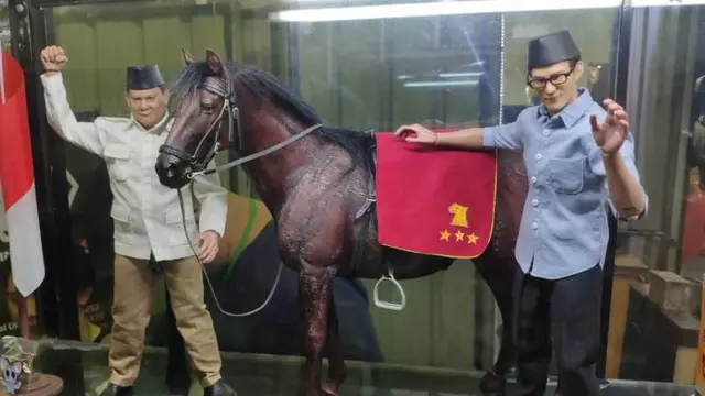 Action Figure Prabowo dan Jokowi Curi Perhatian di Pameran Mainan ...