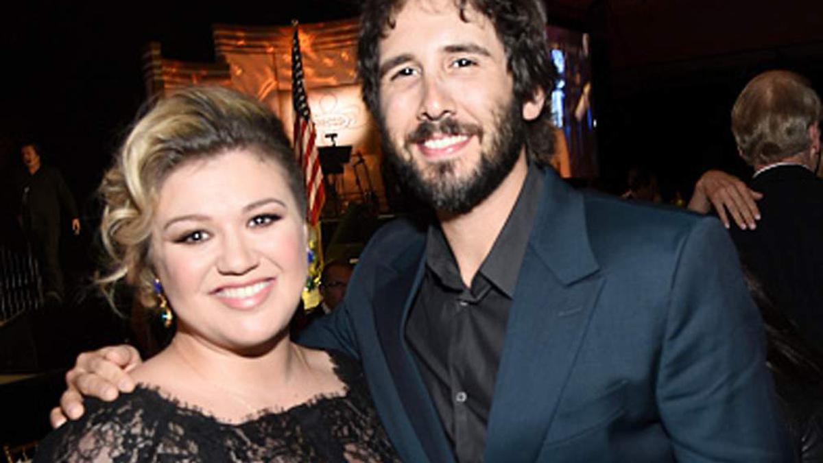 Josh Groban Duet Bareng Kelly Clarkson - ShowBiz Liputan6.com
