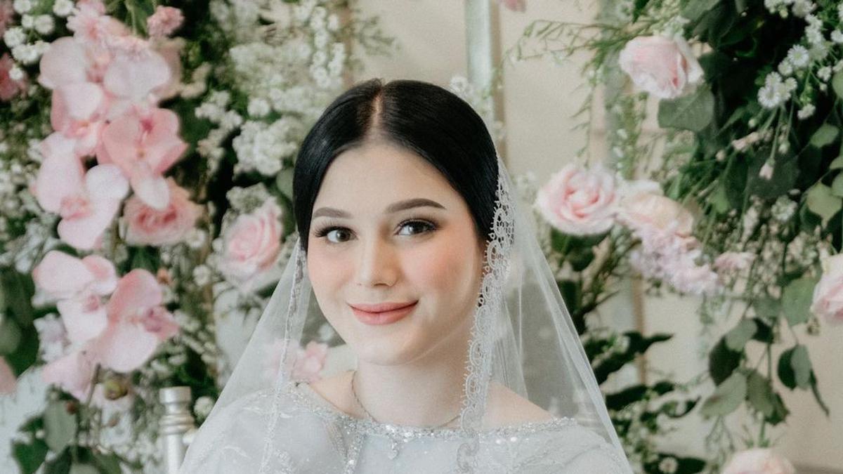 8 Potret Yamine Ow, Inspirasi Gaya Hamil Mulai dari Formal hingga ...