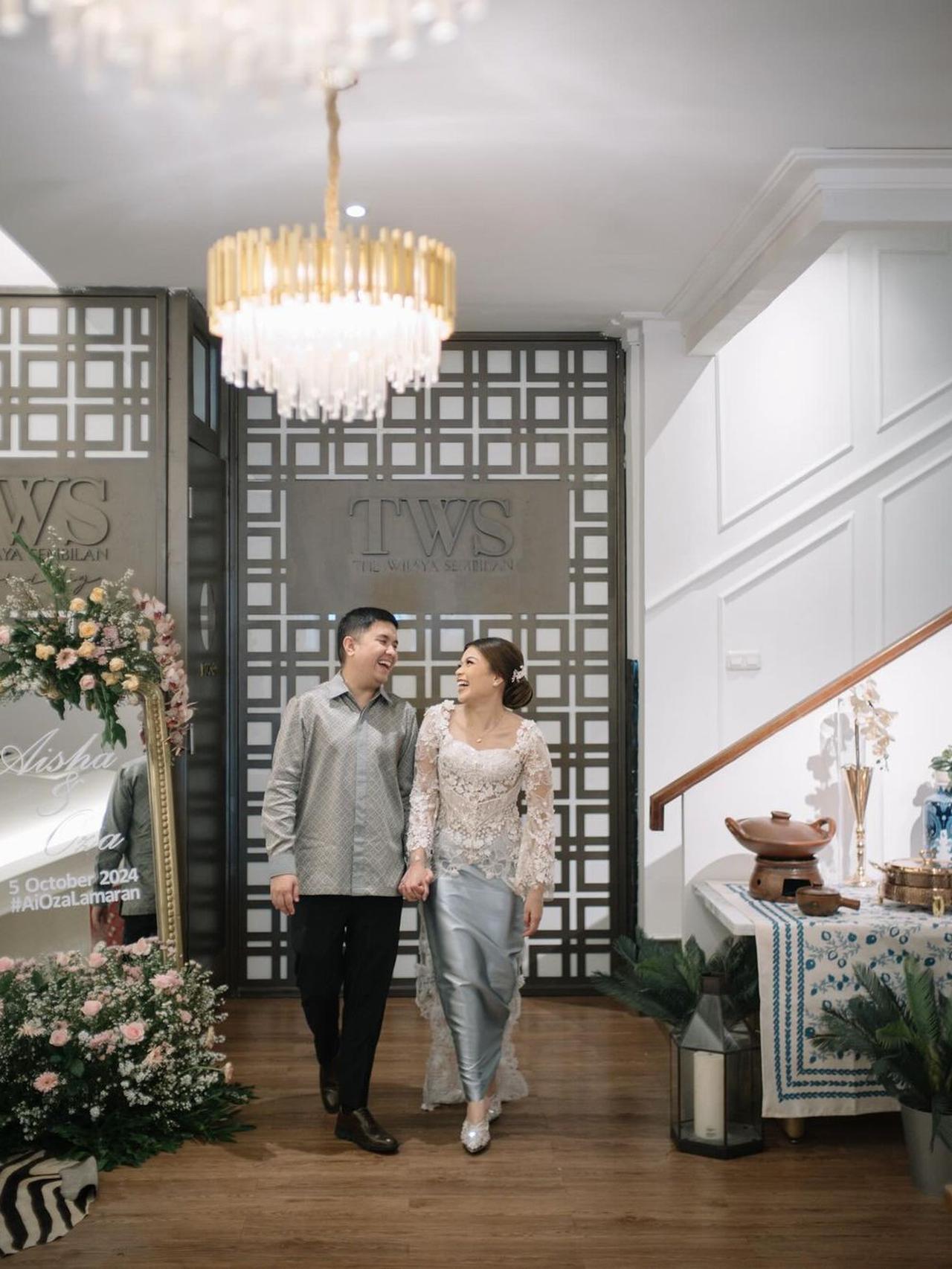 7 Potret Oza Rangkuti Lamar Kekasih, Terungkap Pekerjaan Calon Istri