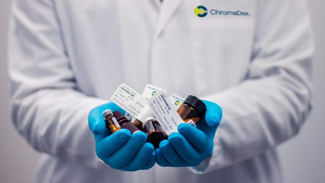 Dosen UI Sebut Uji Klinis Obat COVID-19 Unair Belum Terdaftar di WHO