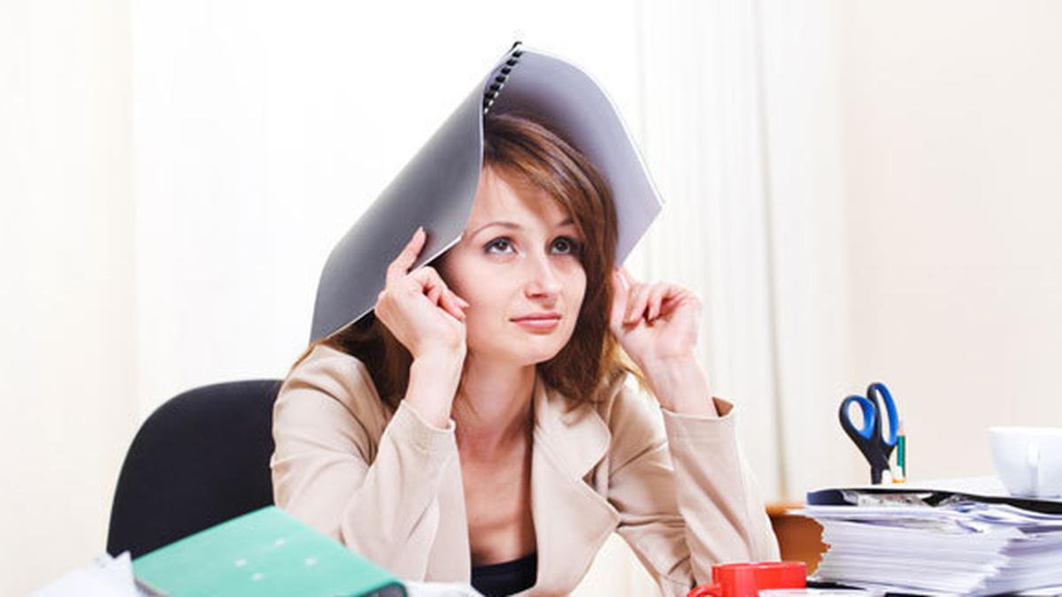 Oups, Kenali Tanda Kamu Tertekan di Kantor