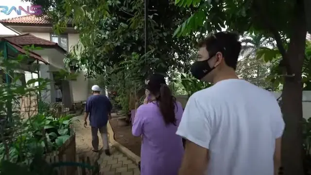 6 Potret Rumah Mewah Rano Karno, Berkonsep ala Pedesaan yang Luas - Hot ...