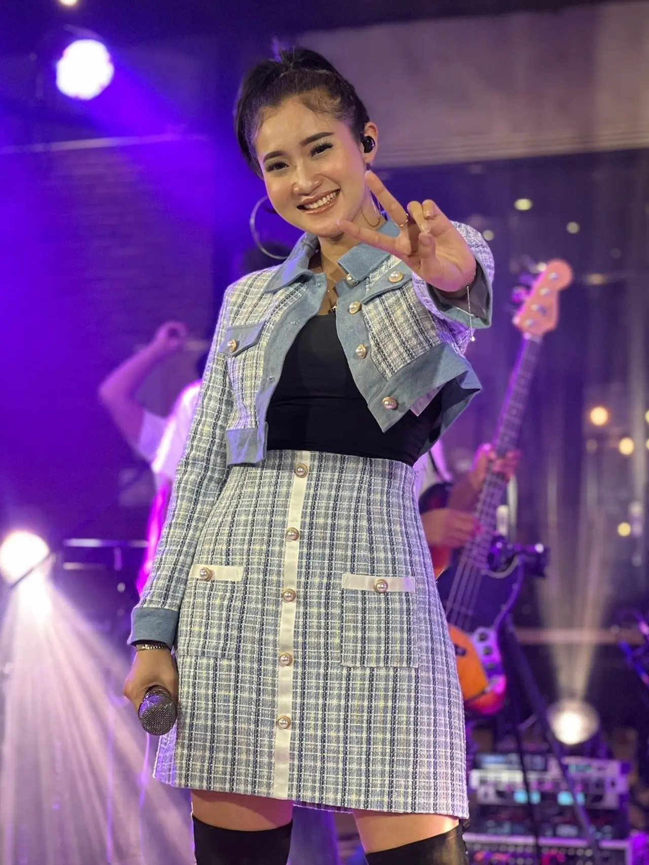 Lirik Lagu Pecah Seribu dari Yeni Inka Trending No. 5, Ibarat Bunga Aku ...