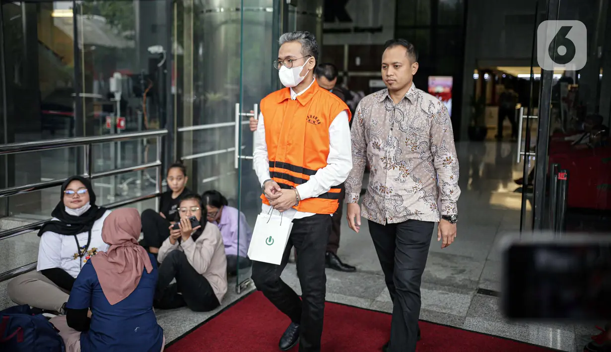 Bupati Nonaktif Bangkalan Abdul Latif Jalani Sidang Lanjutan di Gedung ...